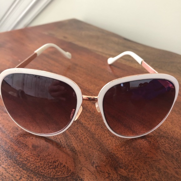 Jessica Simpson | Accessories | Jessica Simpson Metal Sunglasses | Poshmark